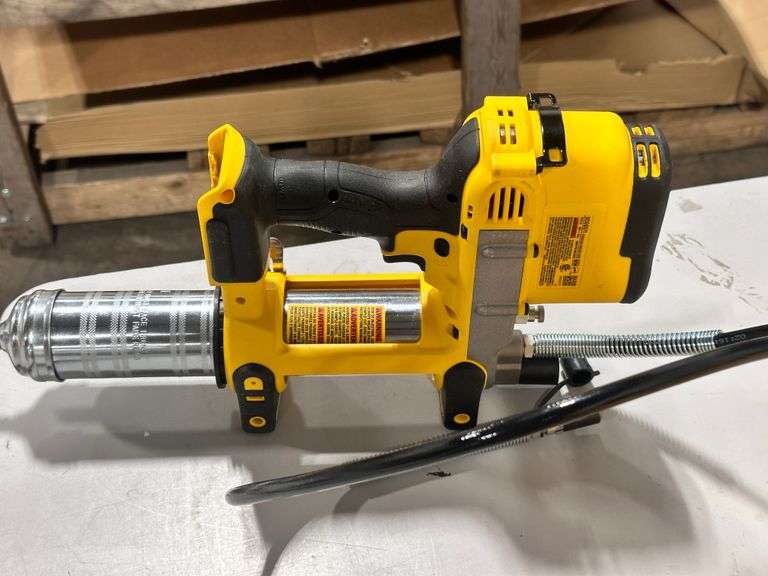 DEWALT 20V MAX Cordless 10,000 PSI Variable Speed Grease Gun (Tool Only) - Lambrecht Auction, Inc.
