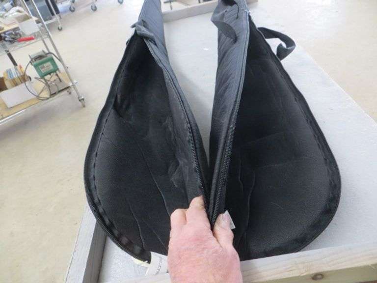 Evolution Soft Sided Gun Cases - Lambrecht Auction, Inc.