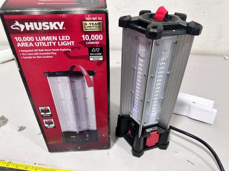 Husky 10,000-Lumen Area Utility LED Work Light - Lambrecht Auction, Inc.