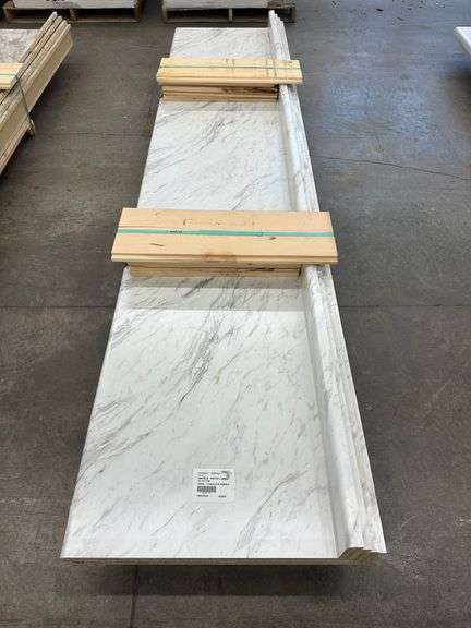 Laminate Countertops 10' - Lambrecht Auction, Inc.
