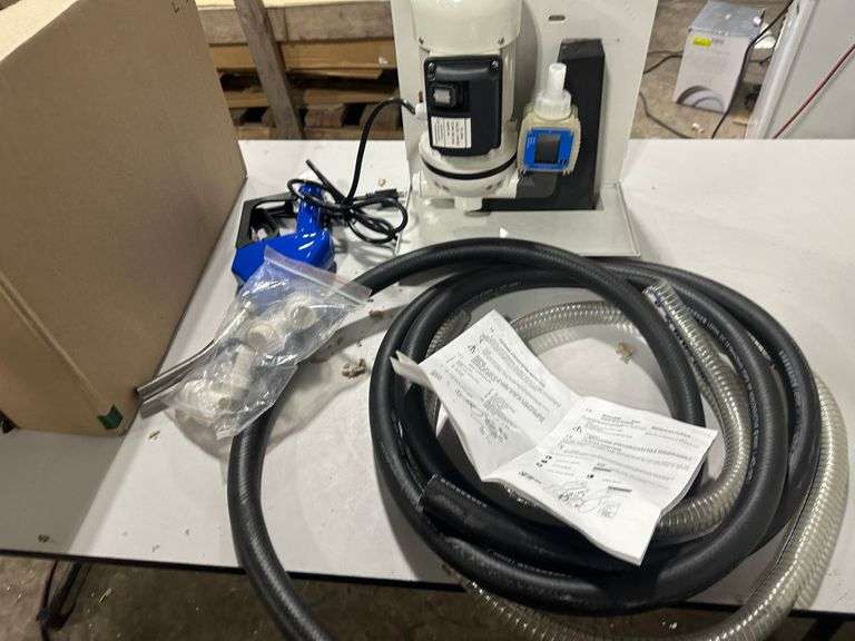 High-End DEF PUMP,DEF Transfer Pump Kit 10GPM - Lambrecht Auction, Inc.