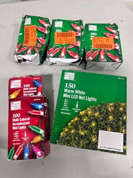Assorted Christmas Lights - Lambrecht Auction, Inc.