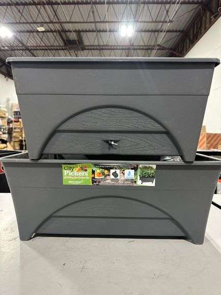 CITY PICKERS Slate Gray Plastic Patio Raised Garden Bed Kit With ...