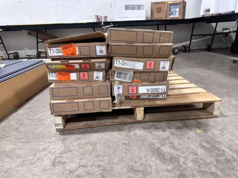 Cap A Tread Dusk Cherry Vinyl Stair Tread and Reversible Riser Kit (11x ...