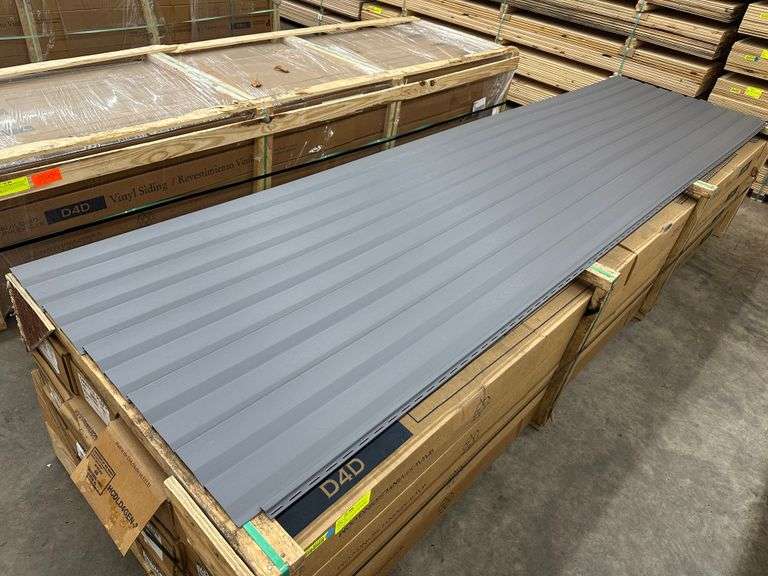Dakota D4D Boulder Gray Vinyl Siding 12' - Lambrecht Auction, Inc.
