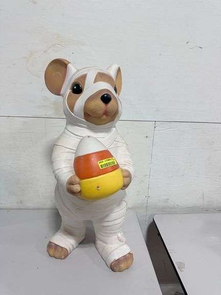 2.5 FT LED Mummy Mouse for Halloween - Lambrecht Auction, Inc.