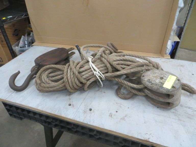 Rope, Wooden Pulleys - Lambrecht Auction, Inc.