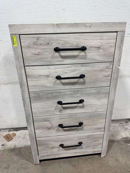 Cambeck 5 Drawer Chest Of Drawers - Lambrecht Auction, Inc.