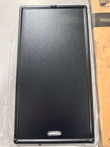 Monument Grills Cast-iron Grill Cooking Plate - Lambrecht Auction, Inc.