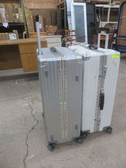 2 Large Rolling Travel Cases 30x19x11" - Lambrecht Auction, Inc.