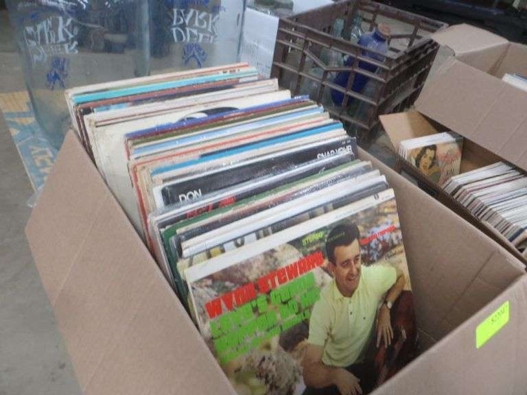 33 RPM Albums - Classic Country - Lambrecht Auction, Inc.