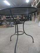 Patio Table - 29" Diameter - Lambrecht Auction, Inc.