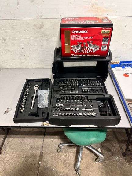 Husky 280-Piece Mechanics Tool Set - Lambrecht Auction, Inc.