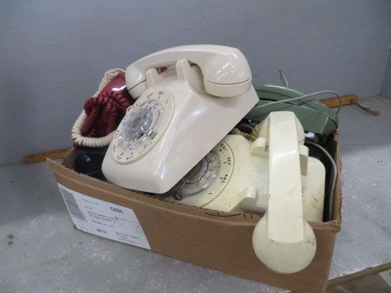 Old Rotary Dial Phones - 6 - Lambrecht Auction, Inc.