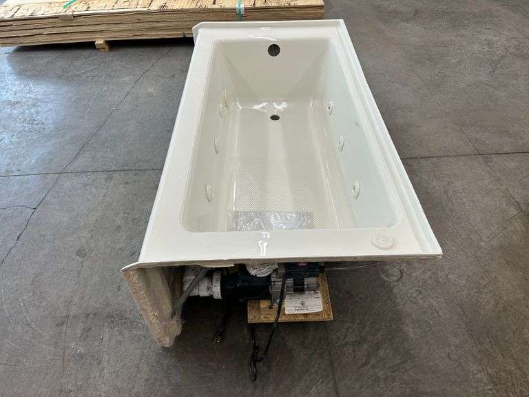Jacuzzi Signature 60" Alcove Acrylic Soaking Tub with Left Drain and ...