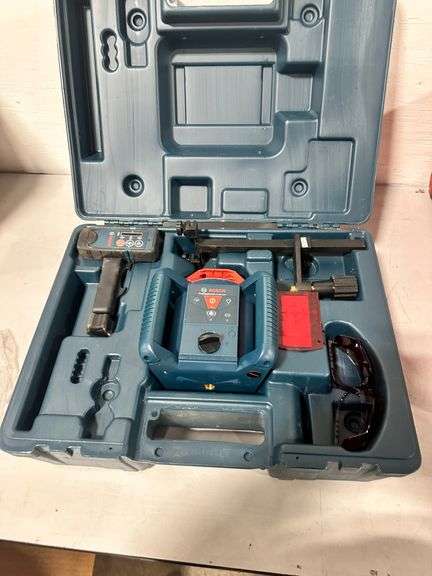 Bosch 800 ft. Rotary Laser Level Self Leveling Kit with Hard Carrying ...