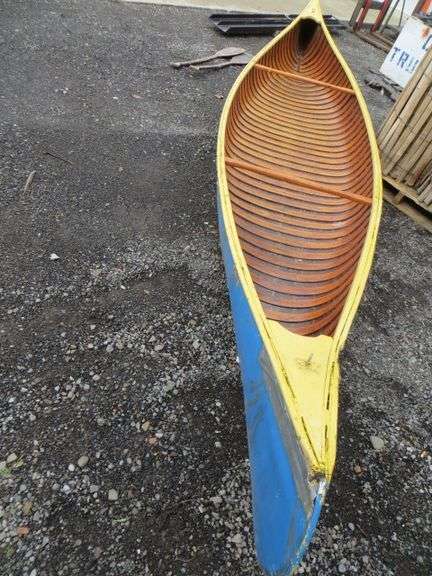 17' Old Town Canoe - Early 1900s - Lambrecht Auction, Inc.