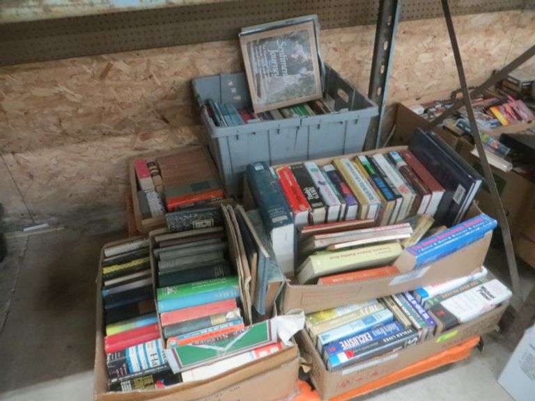 Pallet of Assorted Books - Lambrecht Auction, Inc.