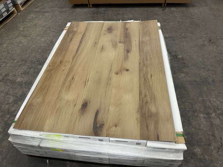 Bainbridge Oak Brown LVP 4mmx7"x49" - Lambrecht Auction, Inc.