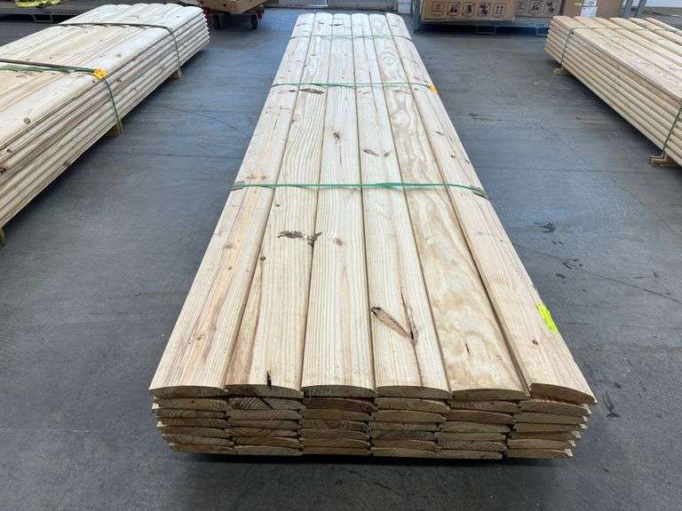Southern Yellow Pine D-Log Siding 2"x8"x14' - Lambrecht Auction, Inc.