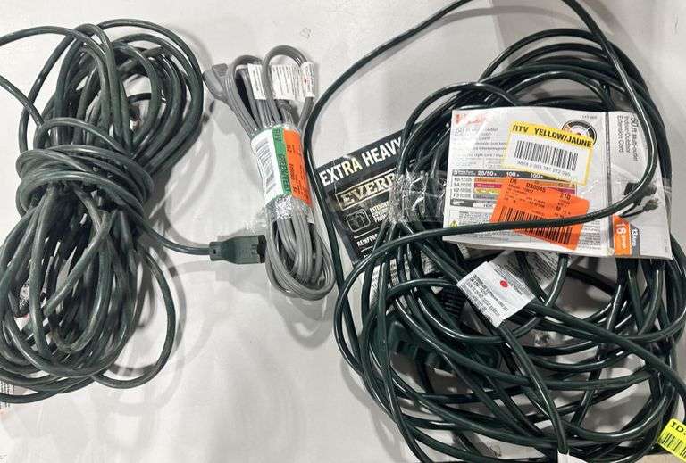Assorted Extension Cords - Lambrecht Auction, Inc.