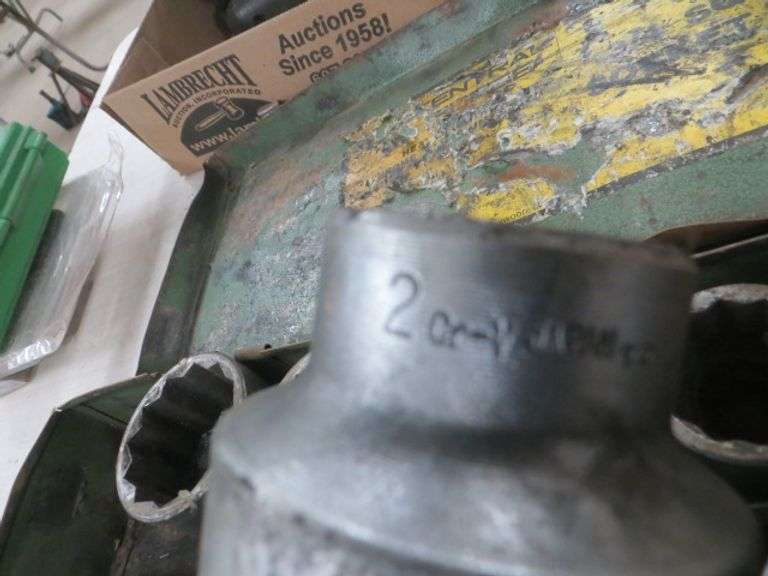 3/4" Sockets & Bud Socket - Lambrecht Auction, Inc.