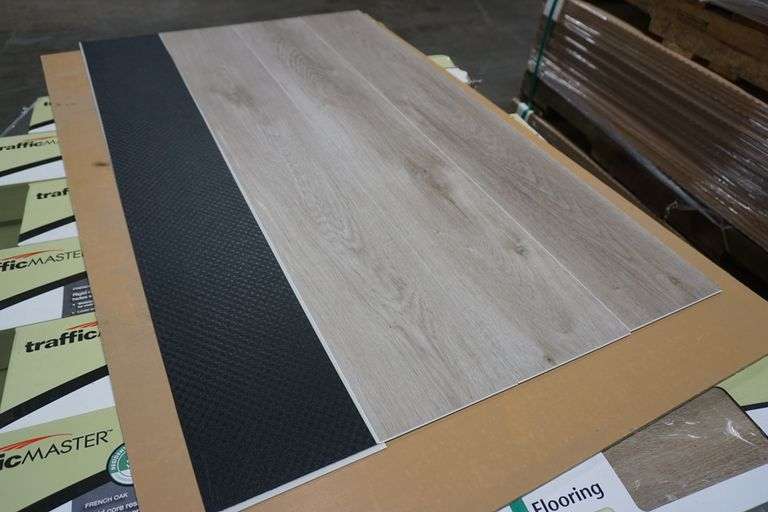 Field Gray Luxury Vinyl Plank Flooring 5mmx7"x48" - Lambrecht Auction, Inc.