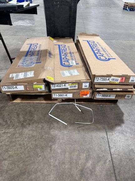 Assorted Vinyl Stair Tread and Reversible Riser Kits (8x$) - Lambrecht ...