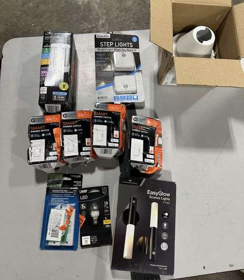 Assorted Lighting - Lambrecht Auction, Inc.