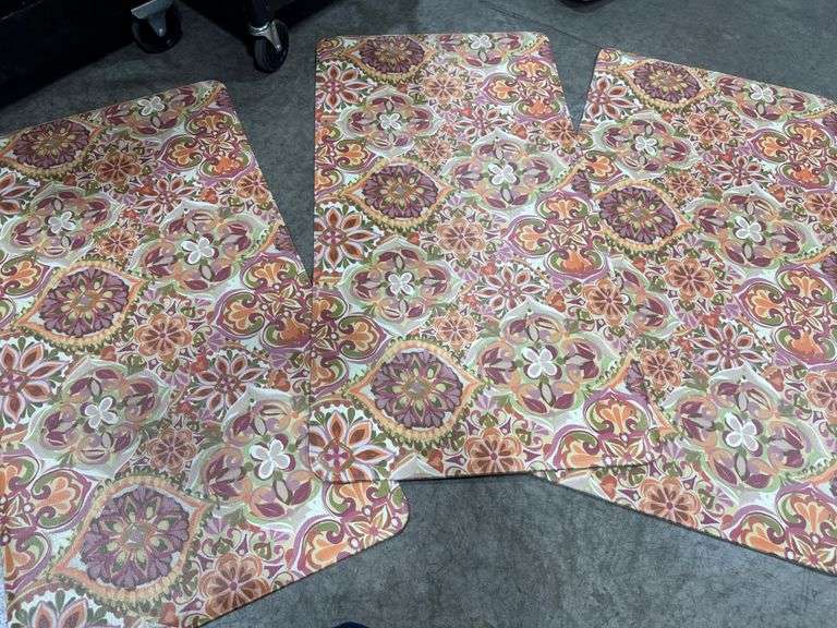 StyleWell 20 in. x 39 in. Indoor Comfort Mats (3x$) - Lambrecht Auction ...