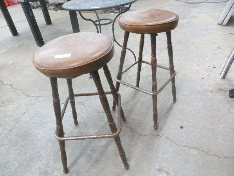 Pair of Bar Stools - Rusty Foot Rungs - Lambrecht Auction, Inc.