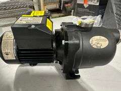 Everbilt 3/4 HP Shallow Well Jet Pump - Lambrecht Auction, Inc.