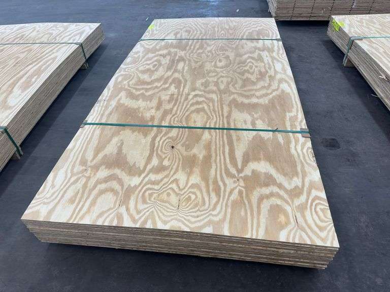 Sanded Shop Plywood 1/4"x48"x96" - Lambrecht Auction, Inc.
