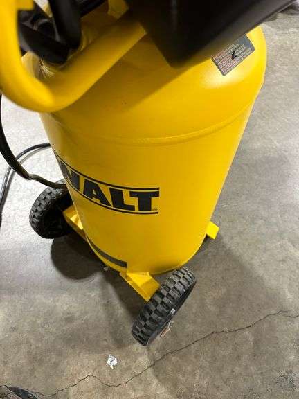 DEWALT 15 Gal. Portable Electric Air Compressor - Lambrecht Auction, Inc.