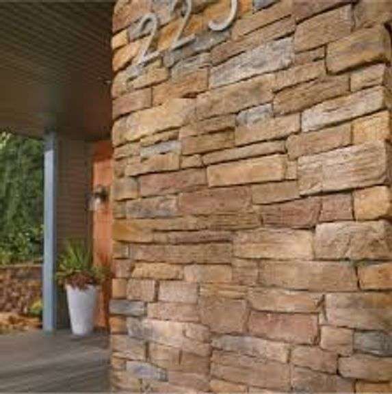 Castle Flat Santa Fe Stone Veneer, Flats - Lambrecht Auction, Inc.