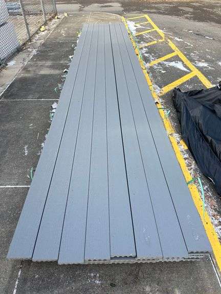 Elevate Lake Fog Composite Decking 5/4"x6"x20' SE - Lambrecht Auction, Inc.