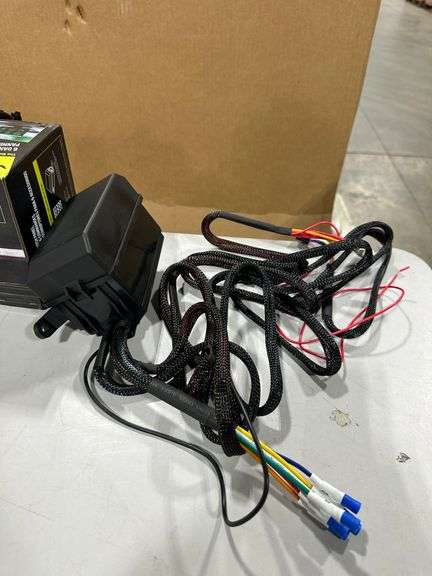 Bully Universal 6 Gang LED Switch Panel System - Lambrecht Auction, Inc.