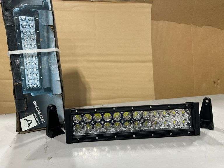 Bully Pilot LED Light Bar - Lambrecht Auction, Inc.