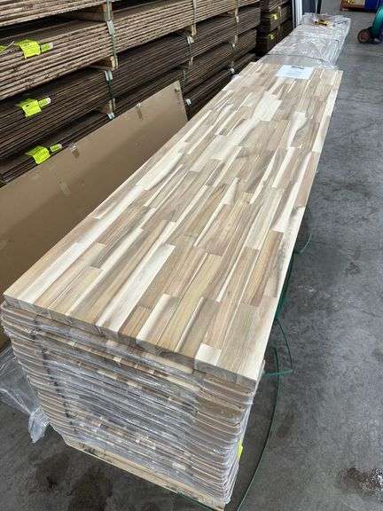 Acacia Butcher Block Countertop 1 1/2"x25"x8' - Lambrecht Auction, Inc.