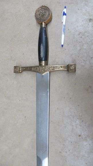 Excalibur King Arthor Sword - Lambrecht Auction, Inc.