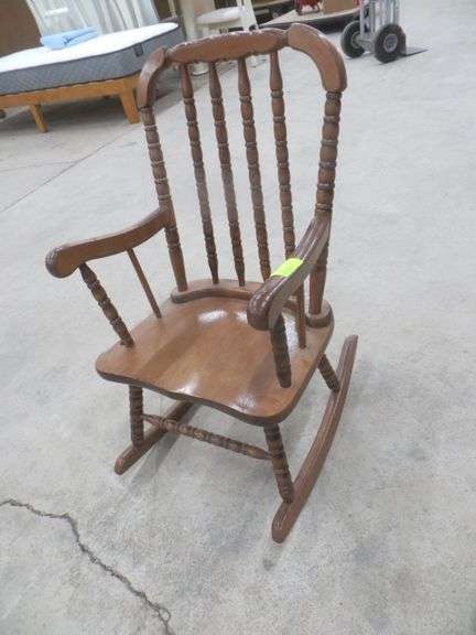 Child sized Rocker - Lambrecht Auction, Inc.