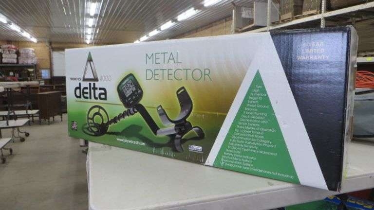 Teknetics Delta 4000 Metal Detector - NIB - Lambrecht Auction, Inc.