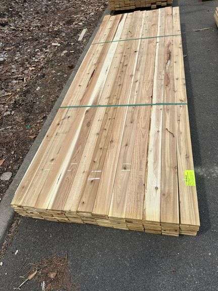 Western Red Cedar Dimensional Lumber 1"x4"x10' - Lambrecht Auction, Inc.
