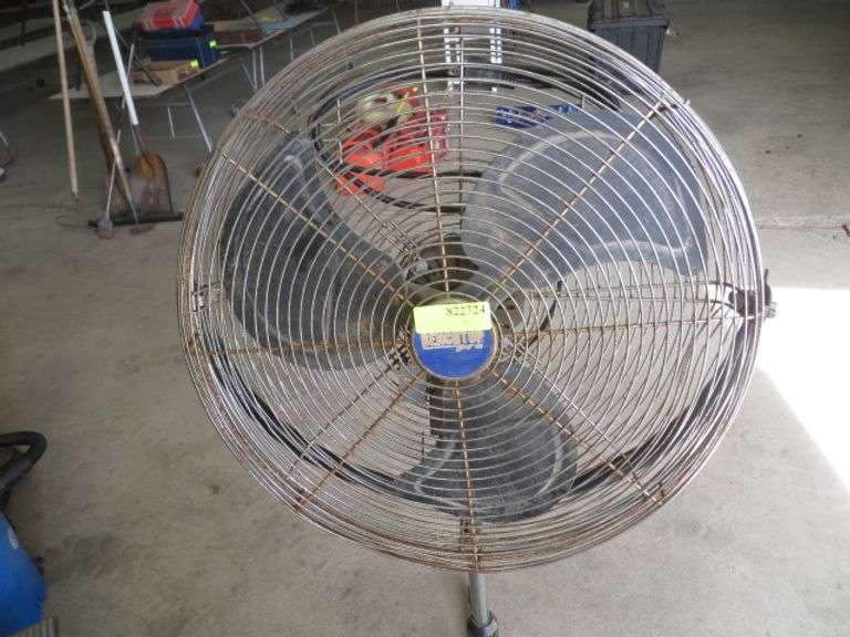 Shop Fan - Lambrecht Auction, Inc.