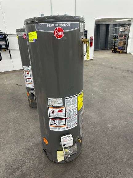 50 Gallon Gas Water Heater Lambrecht Auction Inc 4257