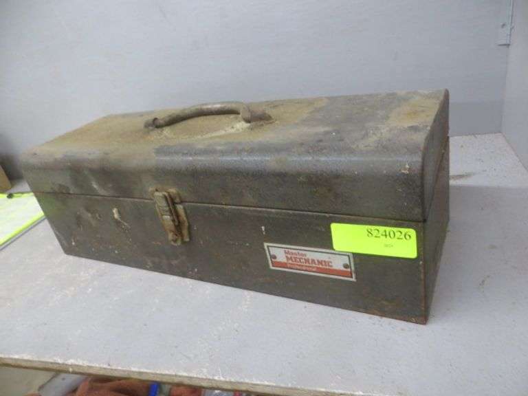 Master Mechanic Metal Tool Box - Loaded - Lambrecht Auction, Inc.