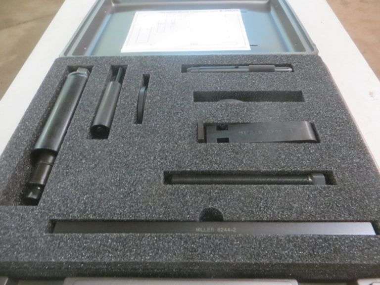 MST #8295CC 1999 NV5600 Manual Transmission Tools - Lambrecht Auction, Inc.