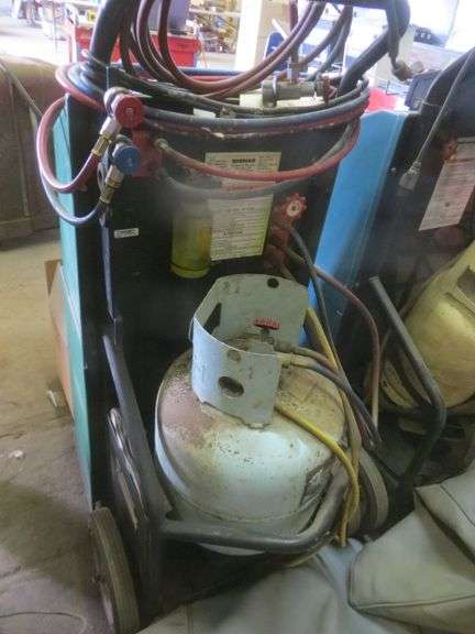 Kent-Moore Model 17534 R134a AC Machine - Lambrecht Auction, Inc.
