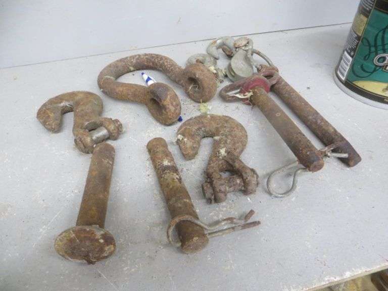 Chain Hooks & Draw Pins - Lambrecht Auction, Inc.