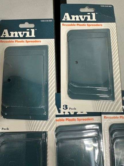 Anvil Plastic Spreaders, (5 Packs) - Lambrecht Auction, Inc.